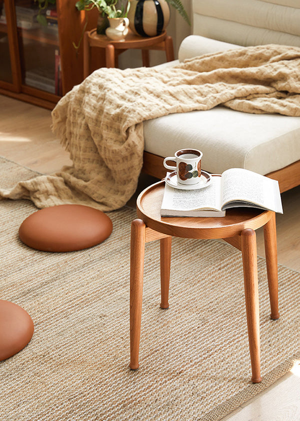 Tas Solid Wood Stool (Stackable) – nichinichi